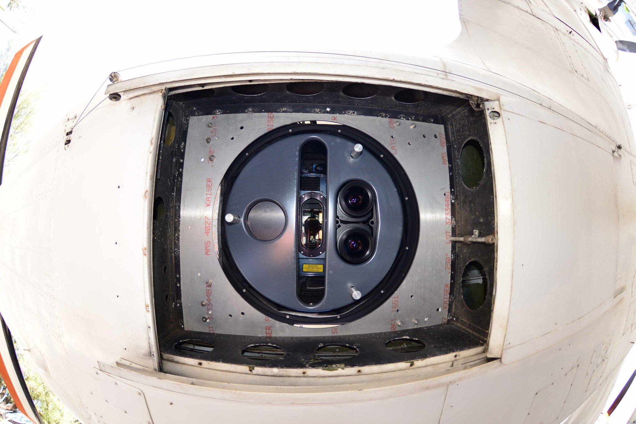 GSM 4000 Gyro Mount – Stabilized Lidar and Aerial Imagery Data – SOMAG ...